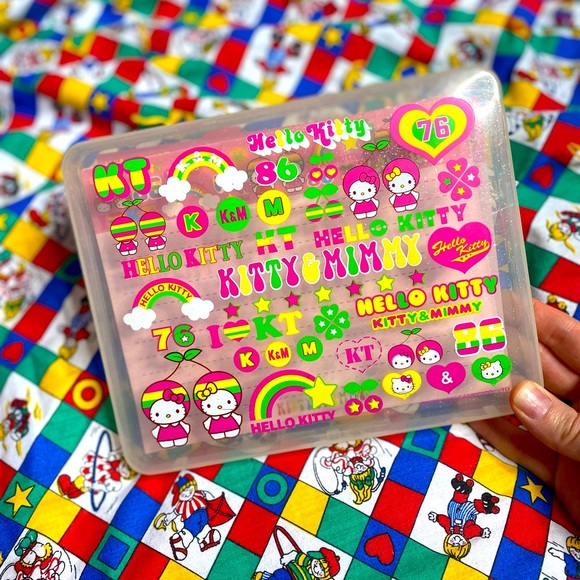 Sanrio | Office | Y2k Vintage Sanrio Stationary Paper And Case | Poshmark